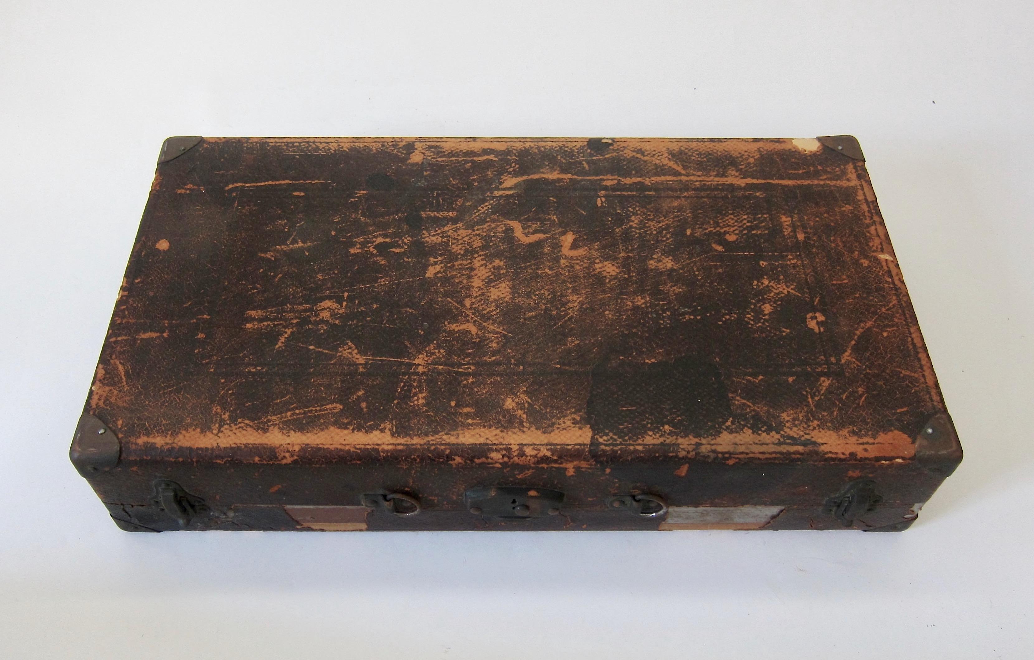 Antique American Optometry Trial lens Set with Testing Glasses For Sale ...