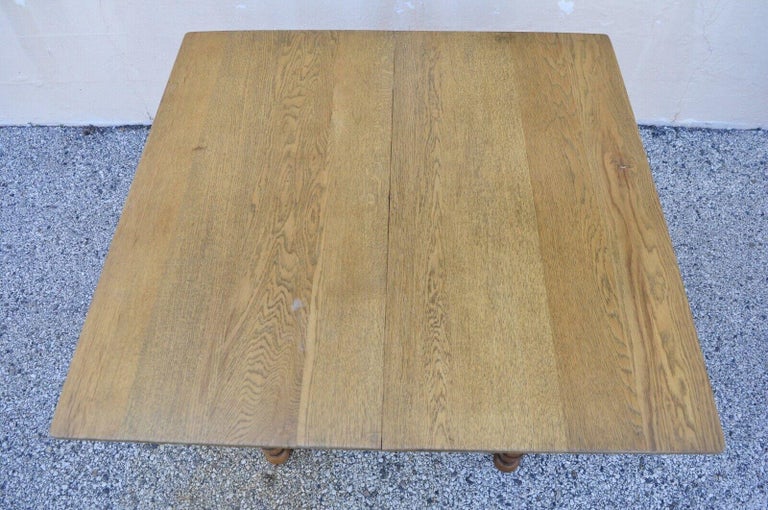 Antique American Victorian Oak Wood Square Extension Dining Table with ...