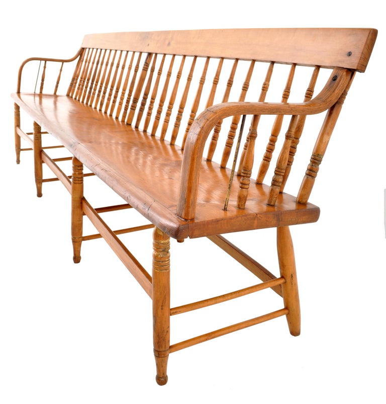 Antique American Windsor Pine and Maple Spindle Back Colonial Deacon's ...