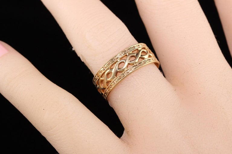 Antique Art Deco 14k Yellow Gold Twist Openwork Band For Sale at 1stDibs