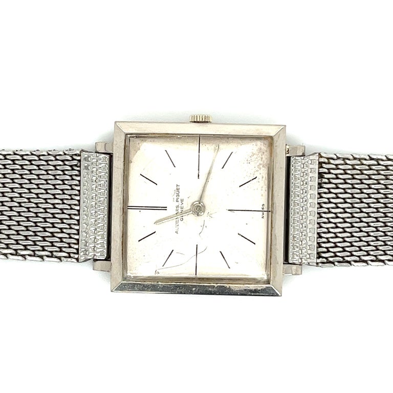 Antique Audemars Piguet Ultra Thin Square Unisex 25mm Watch in 18K ...
