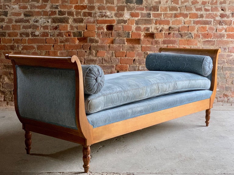 Antique Austrian Biedermeier Style Day Bed Chaise Longue, circa 1910 at ...