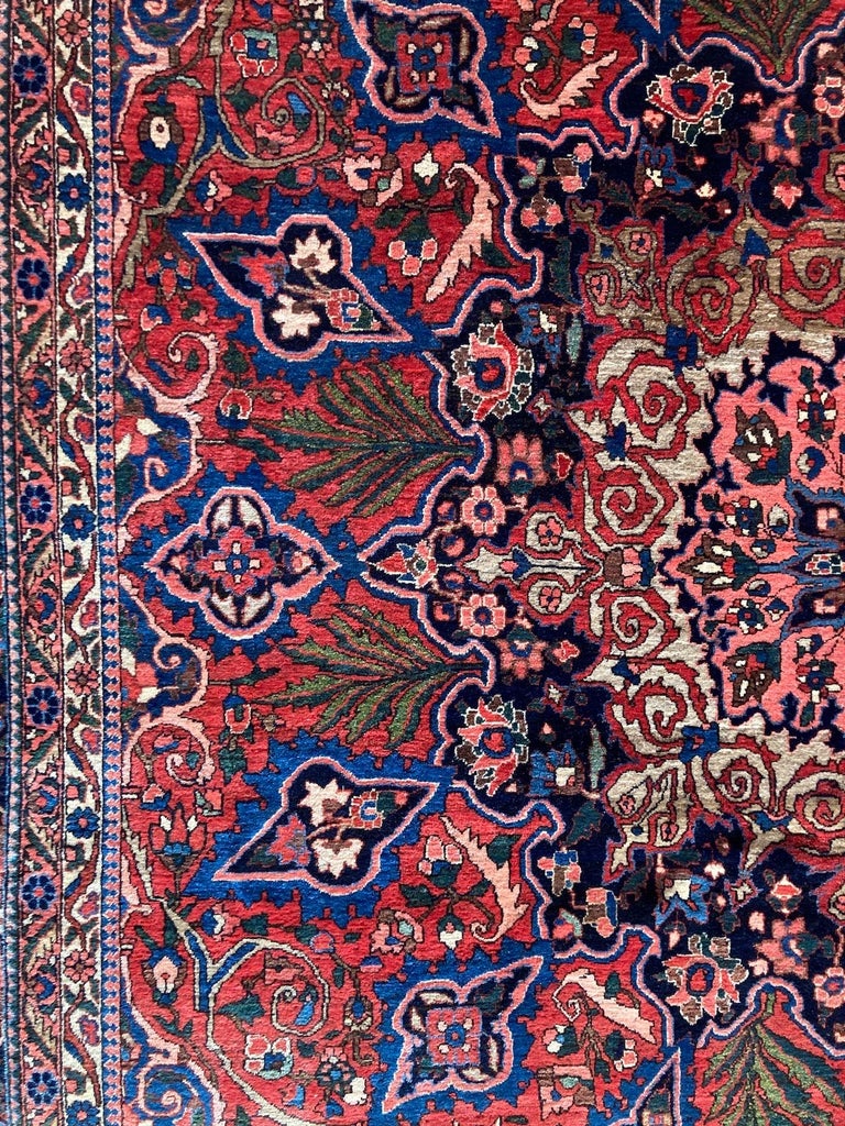 Antique Bakhtiar Carpet For Sale at 1stDibs