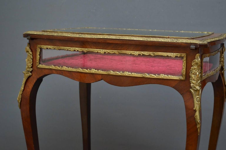 Antique Bijouterie Table in Mahogany at 1stDibs