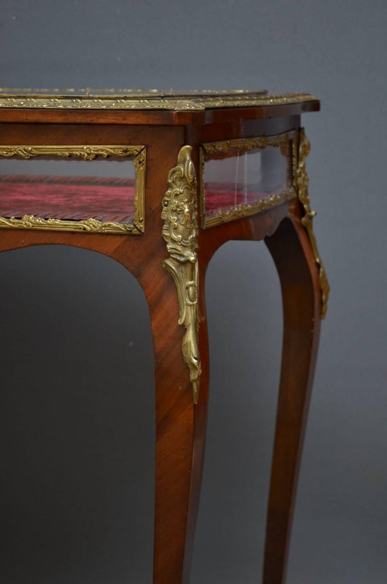 Antique Bijouterie Table in Mahogany at 1stDibs