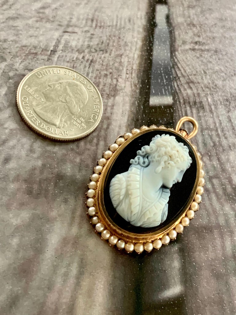 Antique Black and White Stone Cameo 14 Karat Yellow Gold Brooch and ...
