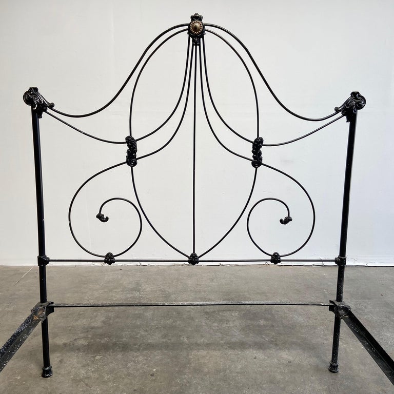 Antique Black Full Double Size Victorian Style Iron Bed with Rails For ...