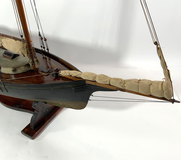 Antique Boat Model of a Sloop For Sale at 1stDibs