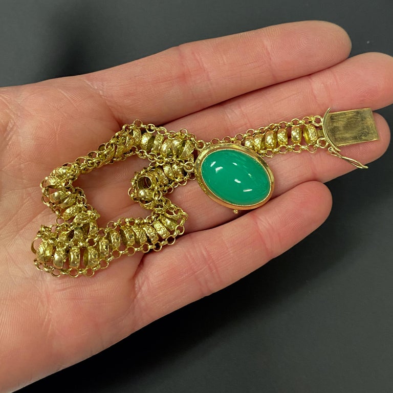 Antique Book Chain Bracelet in 18 Karat Yellow Gold with Chrysoprase ...