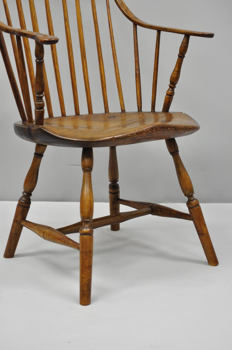 Antique Bow Back Windsor Oak and Pine Wood American Colonial Armchair ...