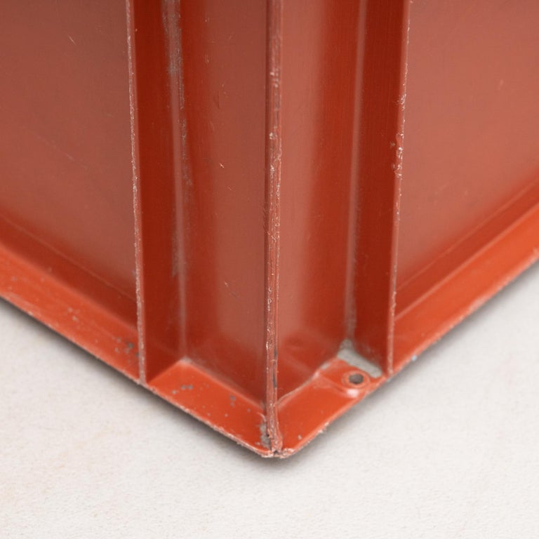 Antique Braun Plastic Box, circa 1950 For Sale at 1stDibs