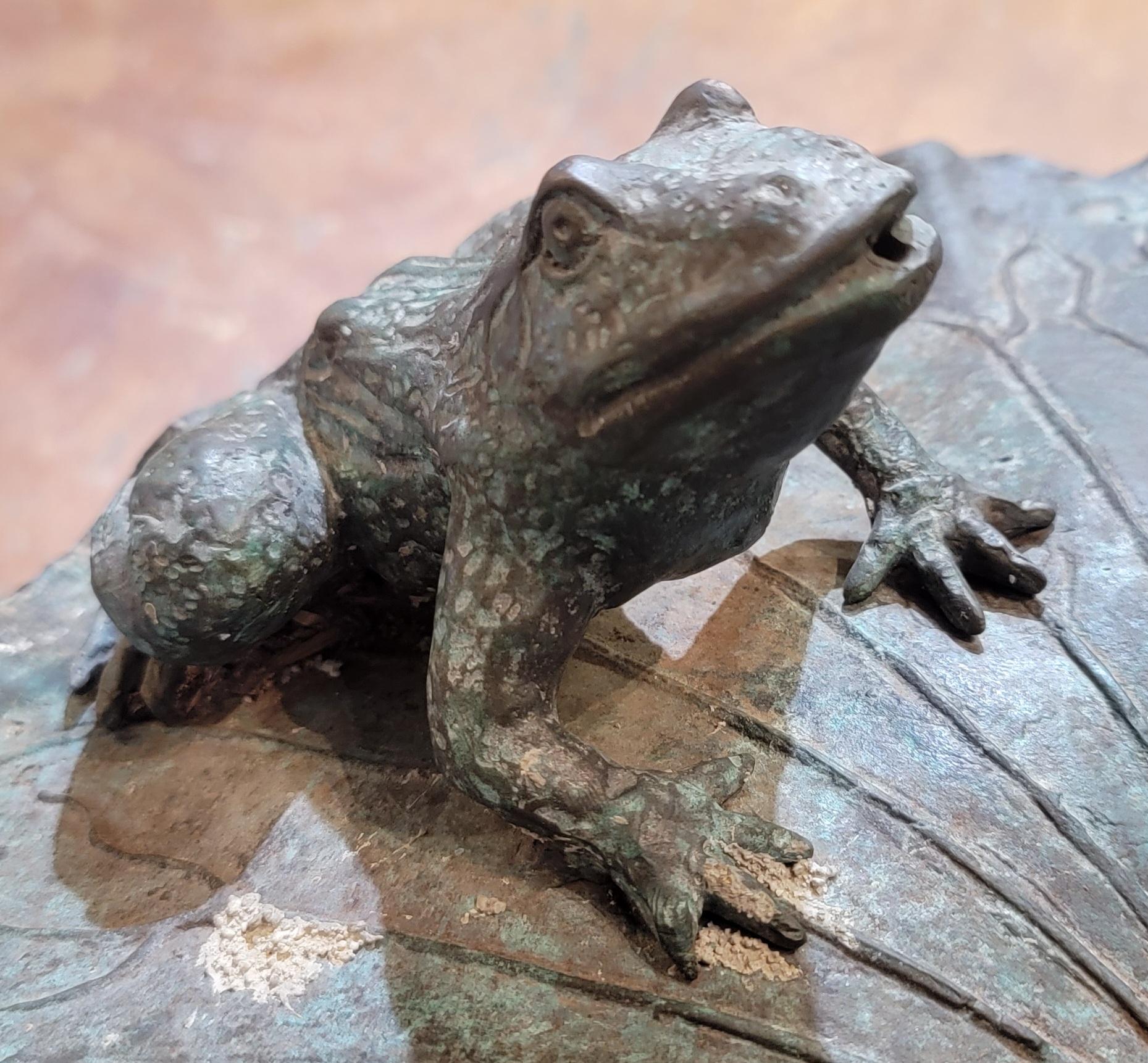 Antique Bronze Fountain of Lilly Pad For Sale at 1stDibs