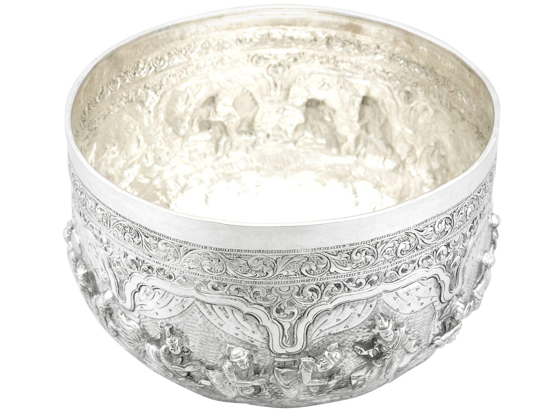 Antique Burmese Silver Thabeik Bowl For Sale at 1stDibs