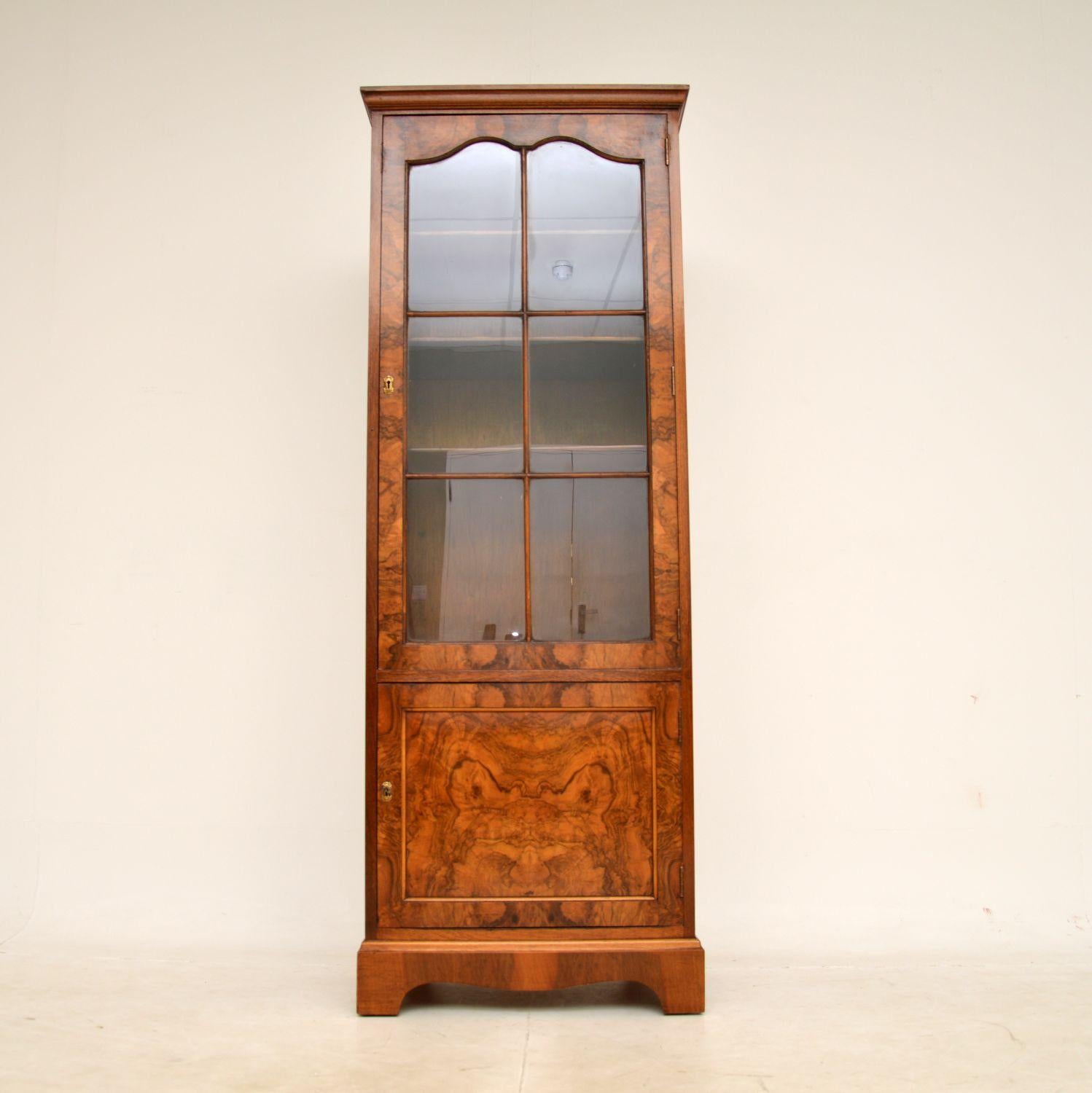 Antique Burr Walnut Bookcase / Cabinet For Sale at 1stDibs