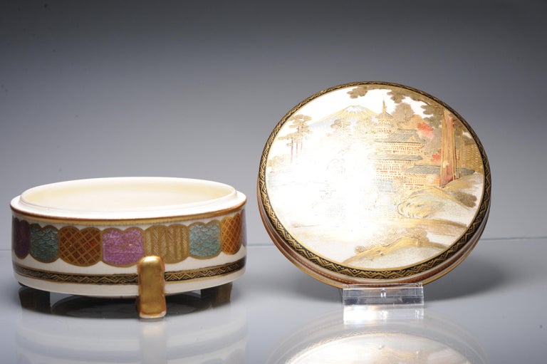 Antique ca 1900 Japanese Meiji or Taisho Satsuma Powder Box For Sale at ...