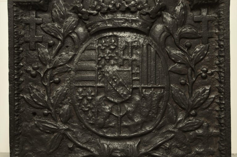 Antique Cast Iron Fireback at 1stDibs