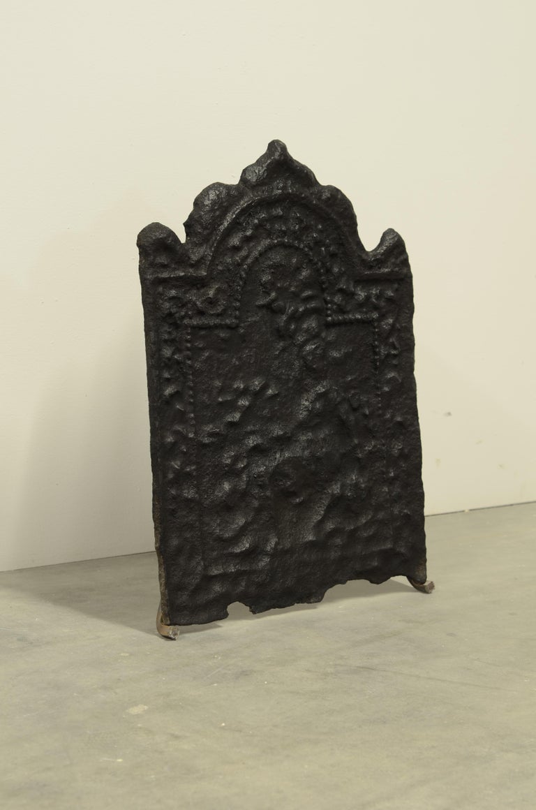 Antique Cast Iron Fireback at 1stDibs