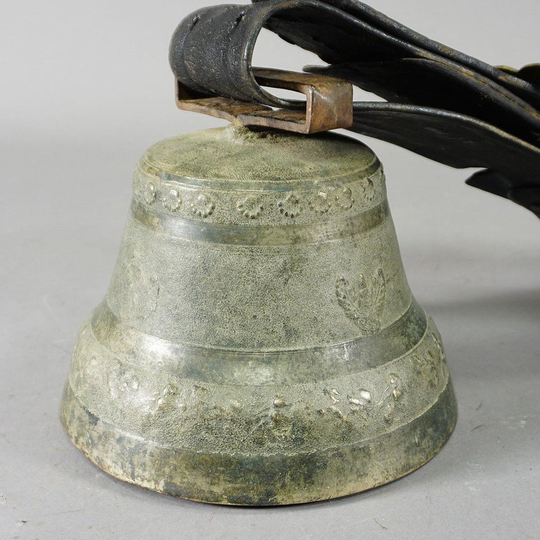 Antique Casted Bronze Cow Bell Made in Switzerland, ca. 1930 For Sale ...