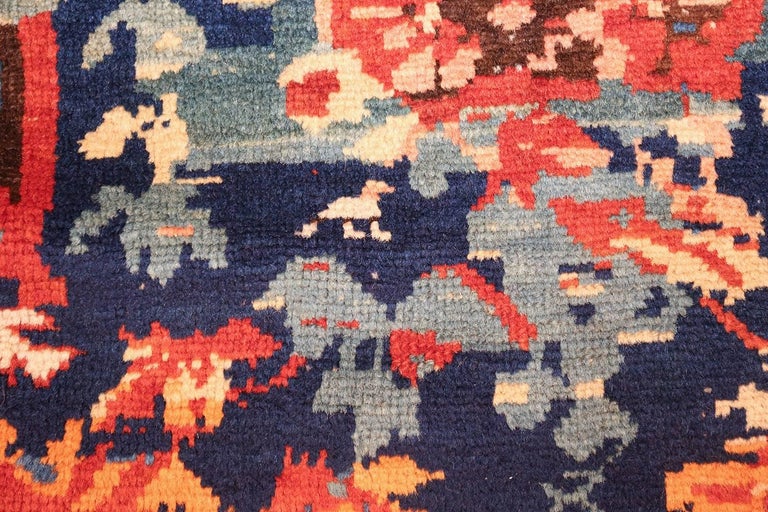 Antique Caucasian Seychour Rug. Size: 3 ft 10 in x 5 ft (1.17 m x 1.52 ...