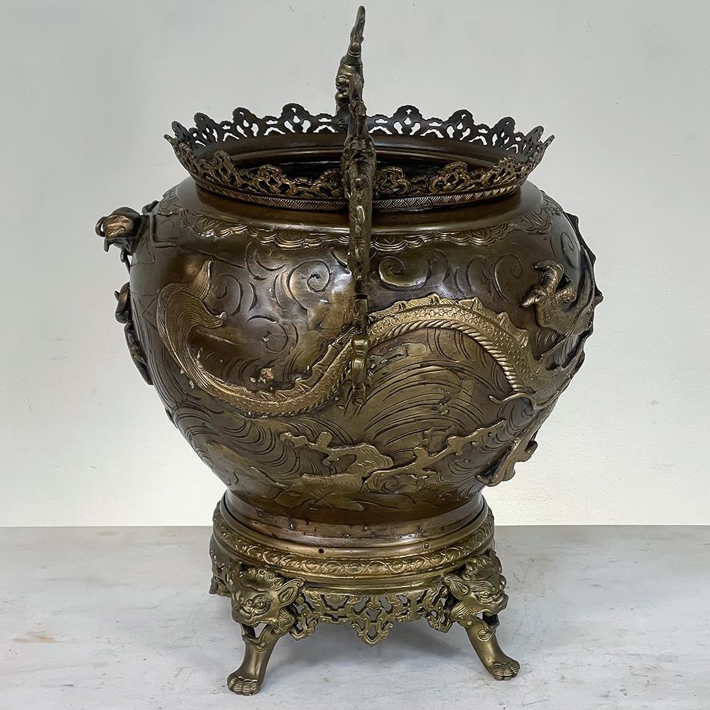 Antique Chinese Bronze Jardiniere, Decorative Planter For Sale at 1stDibs