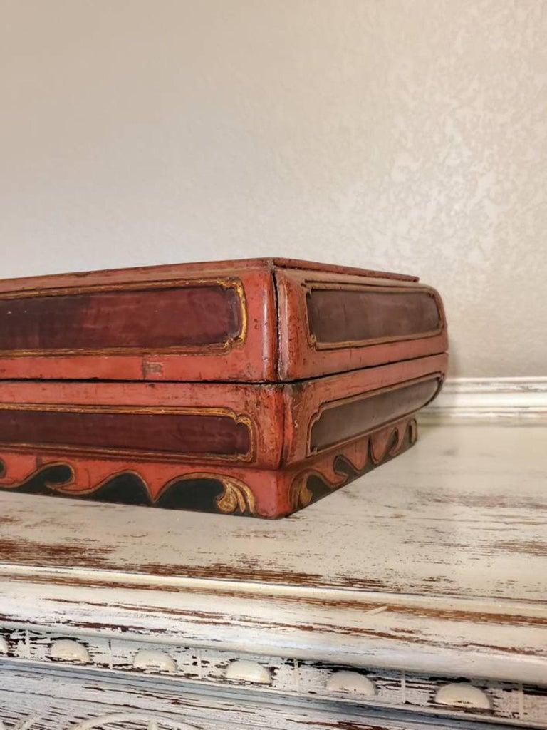 Antique Chinese Food Presentation Covered Box For Sale at 1stDibs