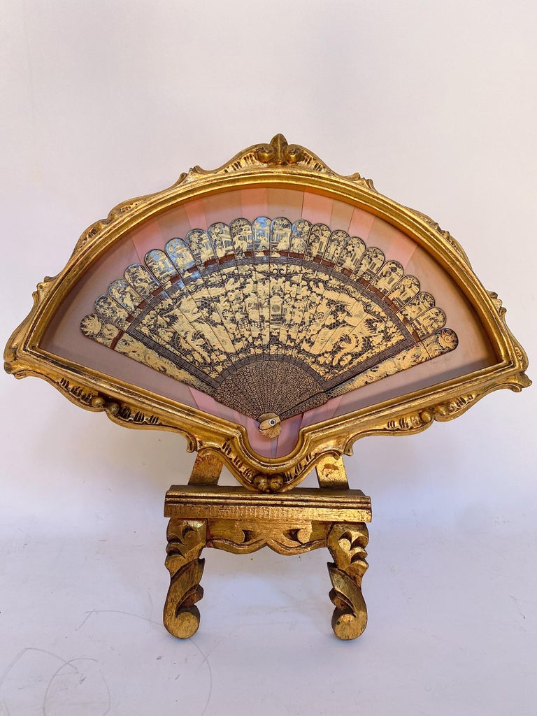 Antique Chinese Hand Paint Gold Lacquer Scene Gilt Fan For Sale at 1stDibs