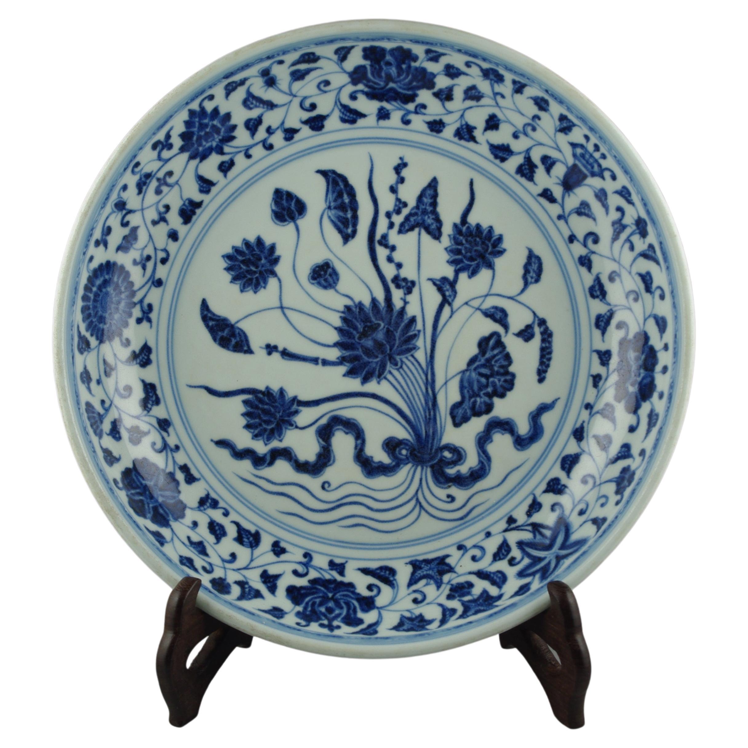 Antique Chinese Ming Style Blue and White BW Bunch Of Lotus Charger 19c ...