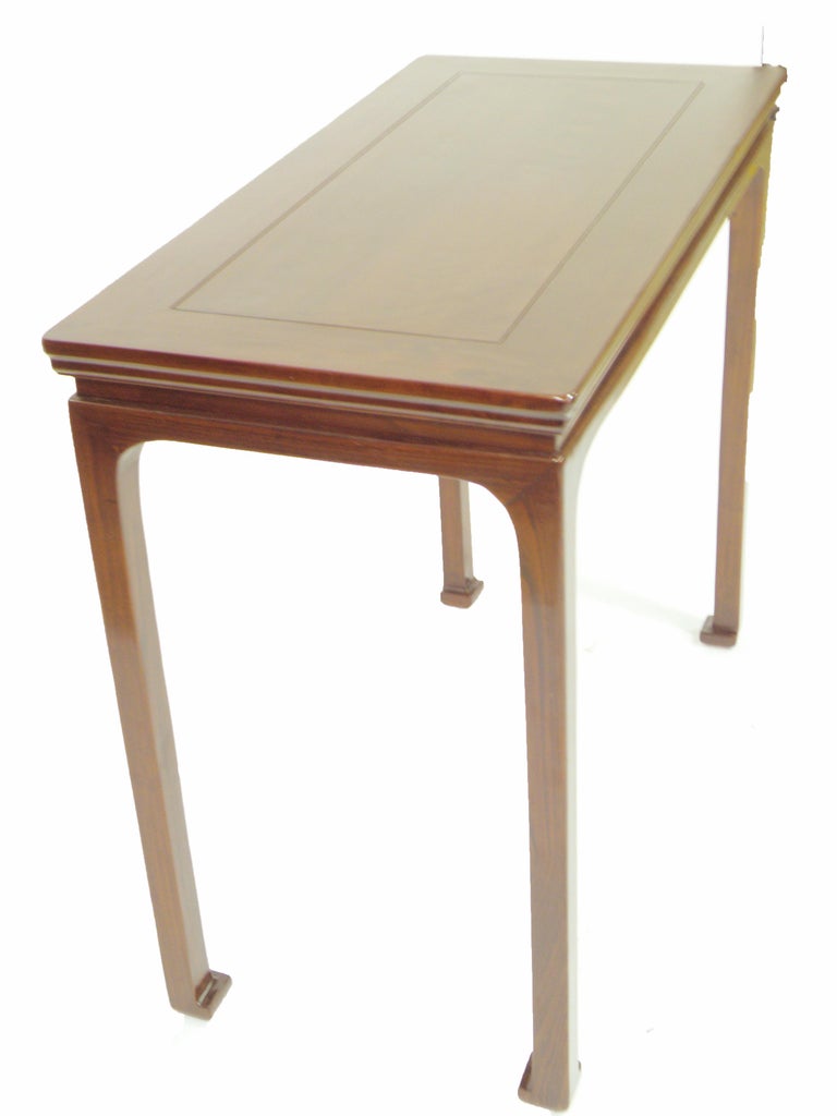 Antique Chinese Table in Classic Ming Style For Sale at 1stDibs