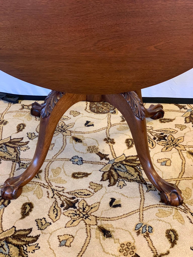 Antique Chippendale Mahogany Round Tilt-Top Dining Bistro Card Table at ...
