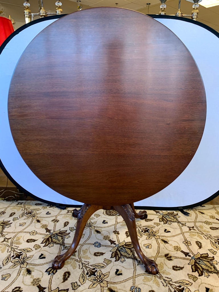 Antique Chippendale Mahogany Round Tilt-Top Dining Bistro Card Table at ...