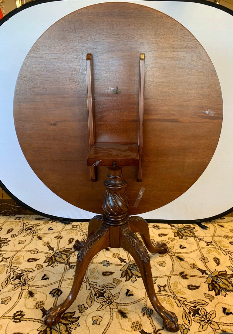 Antique Chippendale Mahogany Round Tilt-Top Dining Bistro Card Table at ...