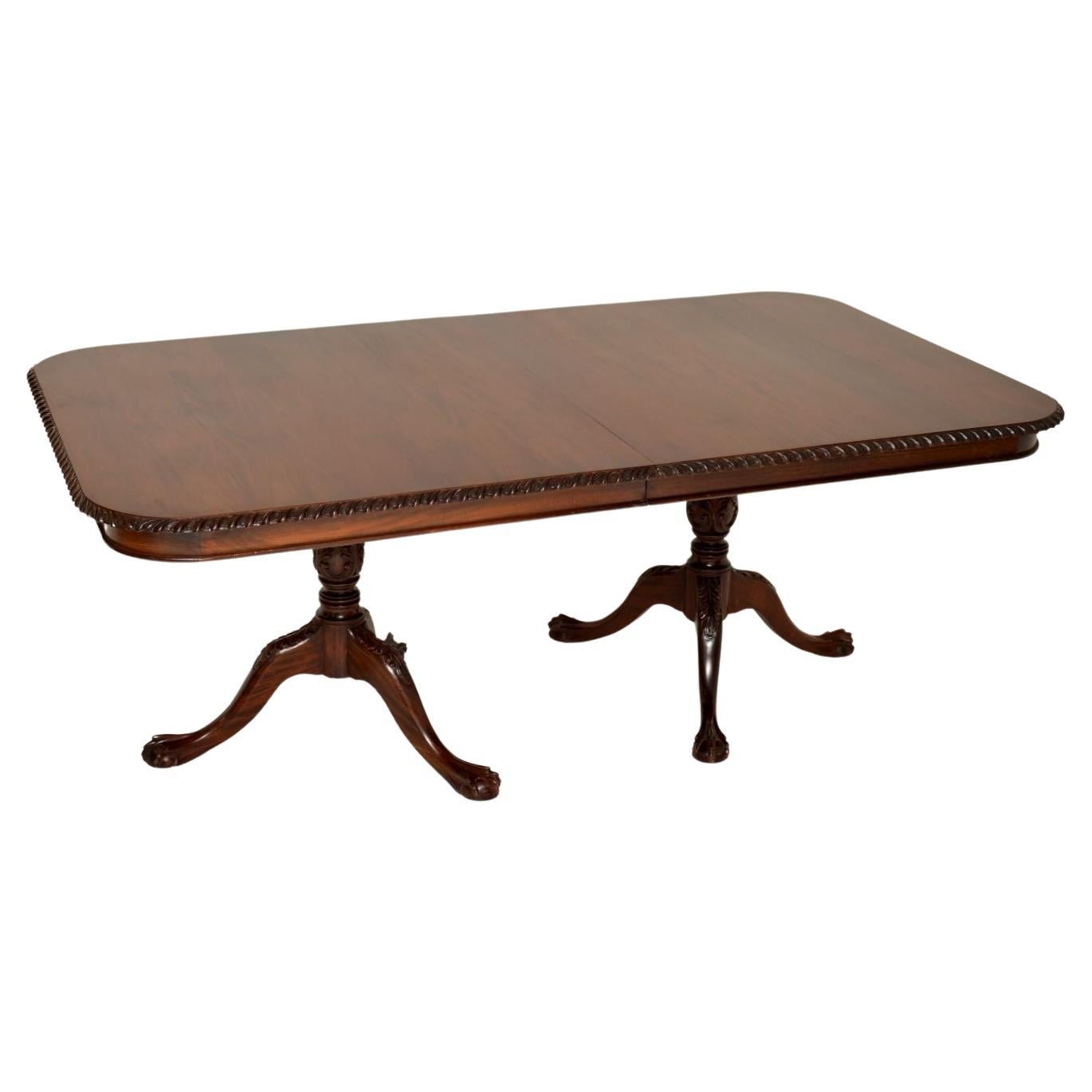Maple and Co. English Chippendale Style Extendable Dining Table at 1stDibs