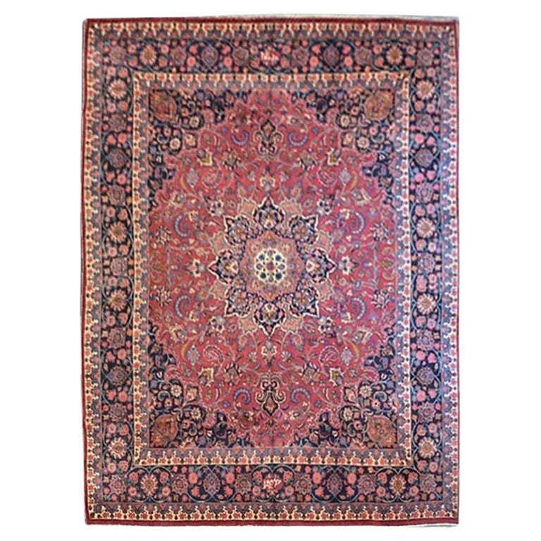 Antique Classic Rug, Meshed Design For Sale at 1stDibs