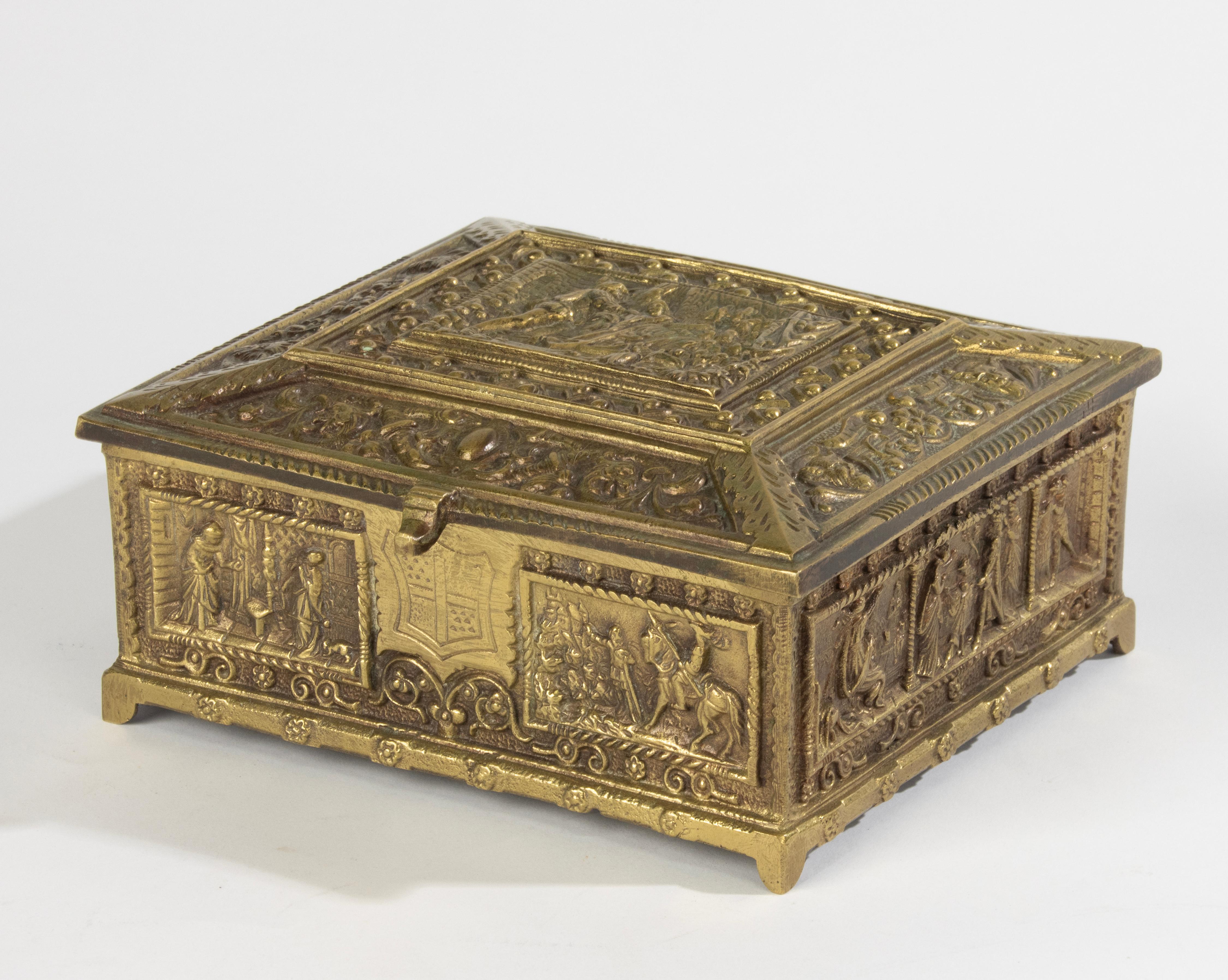 Antique Decorative Bronze Box For Sale at 1stDibs