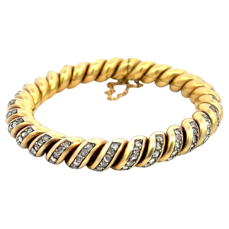 Antique Diamond Bangle Bracelet in Yellow Gold For Sale at 1stDibs