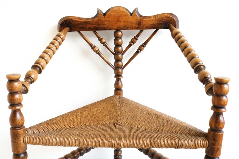 Antique Dutch Triangular Turned Bobbin Corner Chair Rush Seat Knitting ...