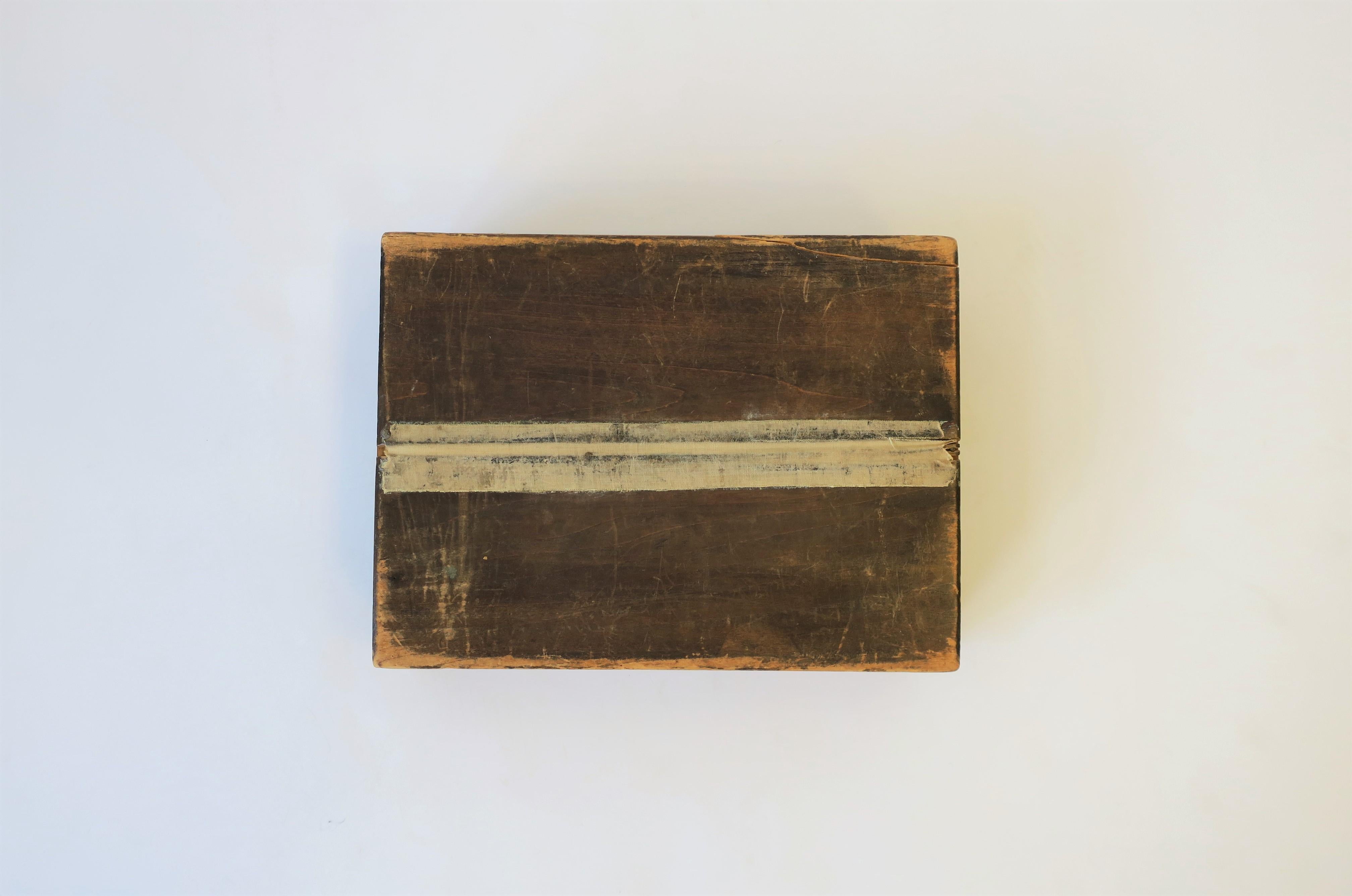 Antique Dutch Wood Box at 1stDibs | ancient carved boxes netherlands ...