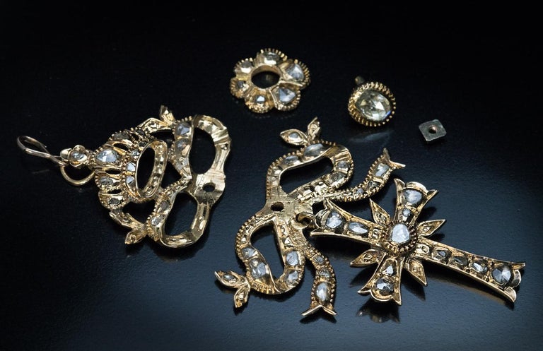 Antique Early 1700s Baroque Diamond Gold Cross Pendant at 1stDibs