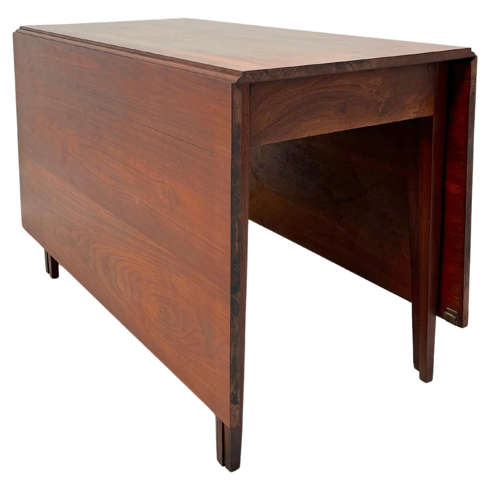 Antique Early 20th Century Walnut Hepplewhite Gateleg Drop-Leaf Dining ...