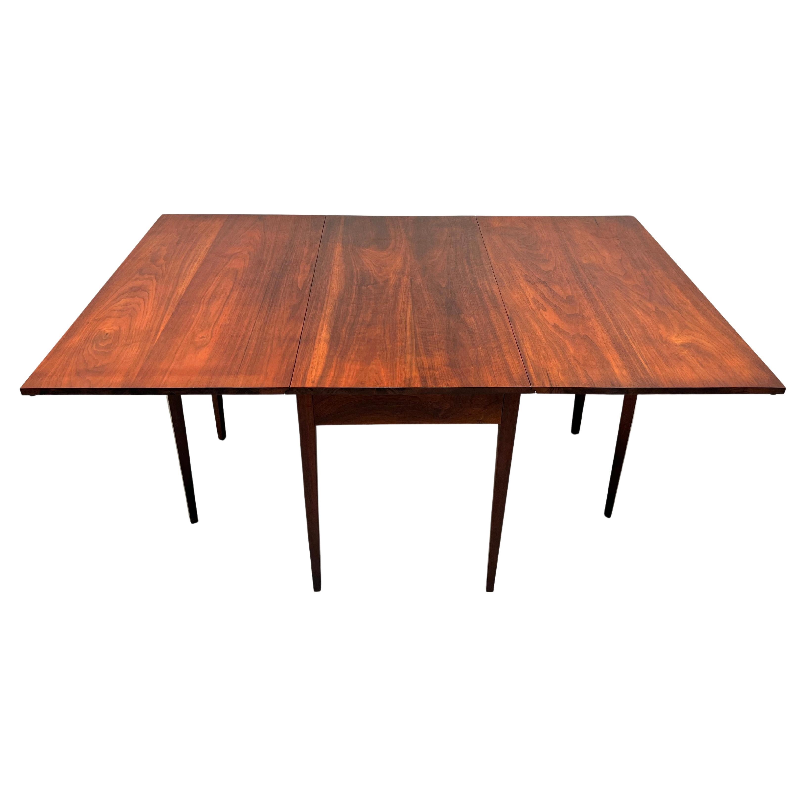 Antique Early 20th Century Walnut Hepplewhite Gateleg Drop-Leaf Dining ...