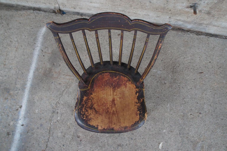 Antique Early American Painted Windsor Spindle Back Step Down Chair ...