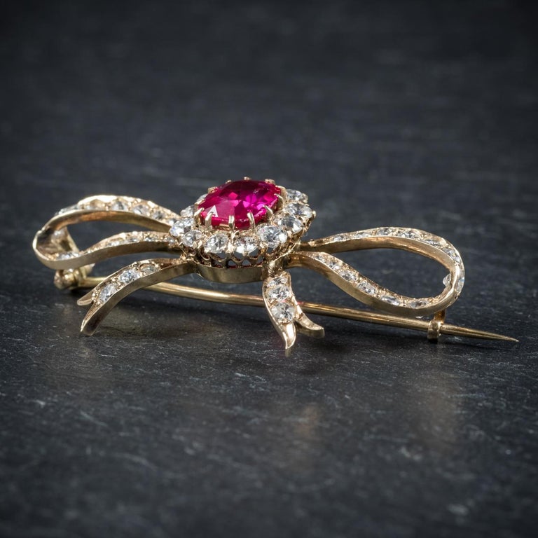 Antique Edwardian Diamond Verneuil Ruby 18 Carat Gold circa 1910 Brooch ...