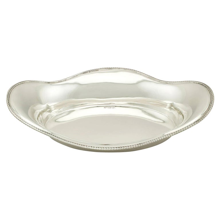 Antique Edwardian Sterling Silver Bread Dish For Sale at 1stDibs
