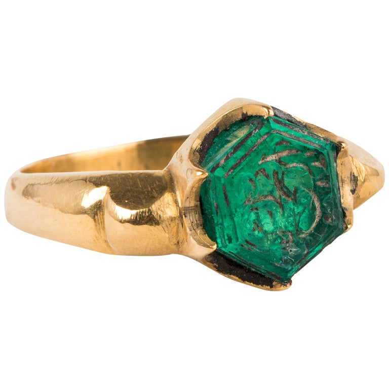 Antique Mughal Emerald Hexagon Inscribed Ring 22 Karat Gold at 1stDibs