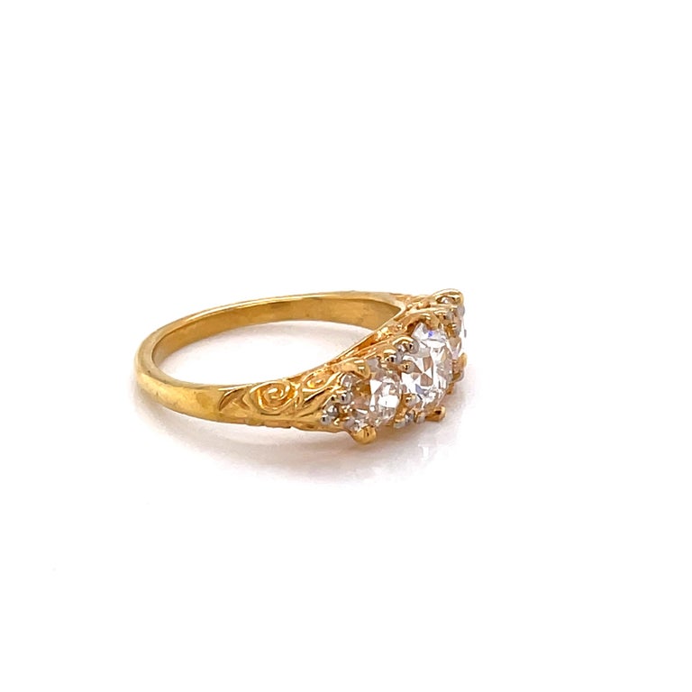 Antique English Diamond 18 Karat Yellow Gold Ring at 1stDibs
