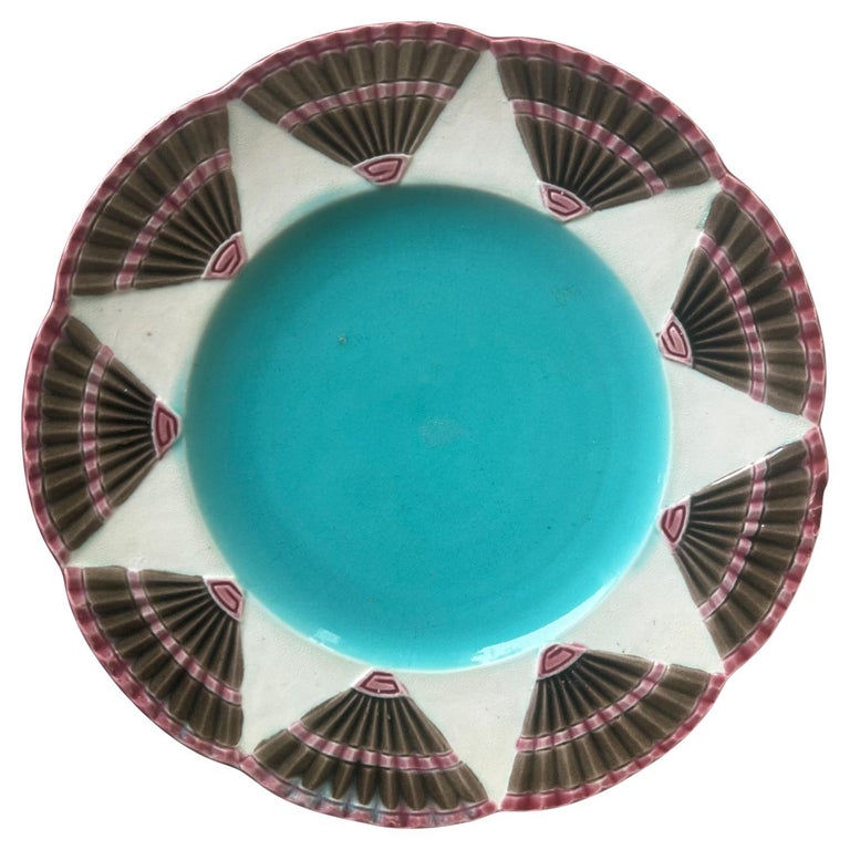 Antique English Fan Pattern Plate by Wedgwood For Sale at 1stDibs