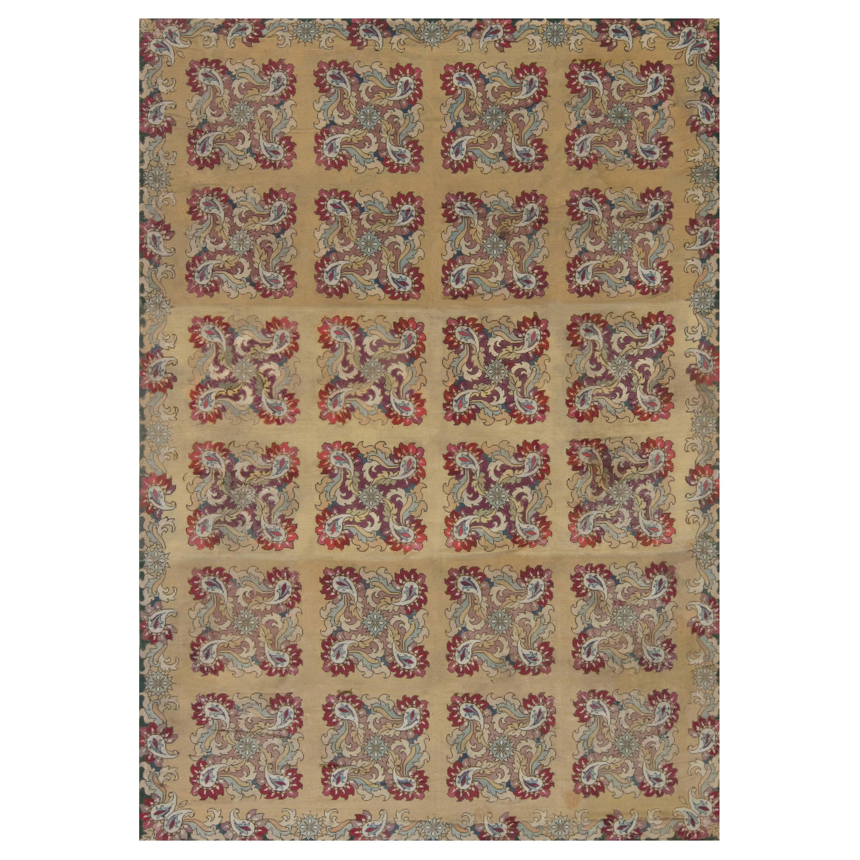 Gold, Red and Green Pattern Rug For Sale at 1stdibs