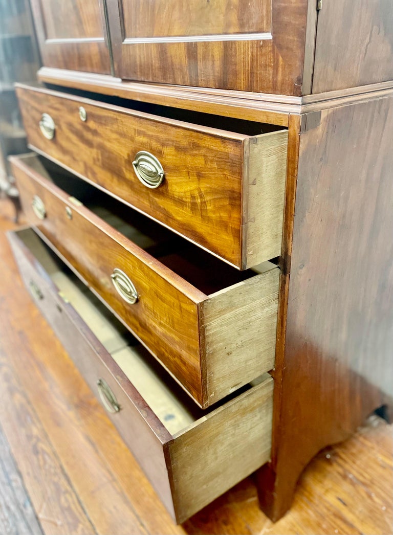 Antique English Geo. IV Bookmatched Figured Mahogany Hepplewhite Linen ...