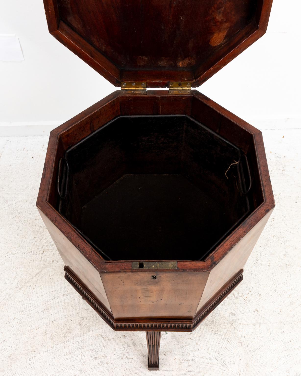 Antique English Georgian Style Mahogany Octagonal Cellaret For Sale at ...