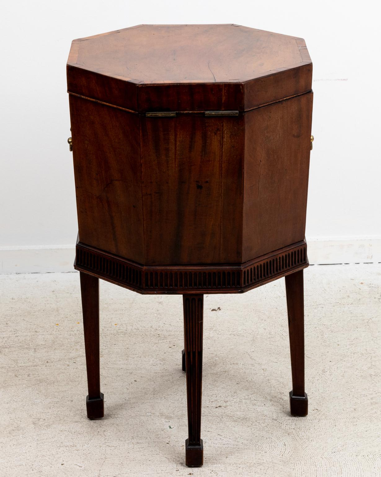 Antique English Georgian Style Mahogany Octagonal Cellaret For Sale at ...